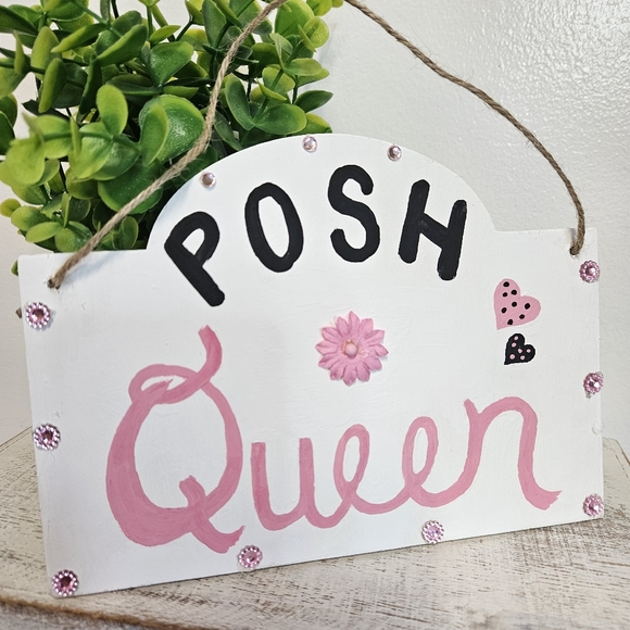 Wall Decor | New Posh Queen Sign | Poshmark